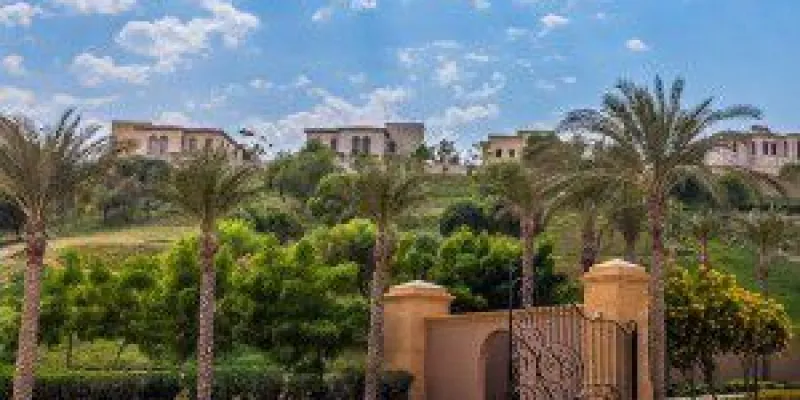 Location of Uptown Cairo El Mokattam in detail